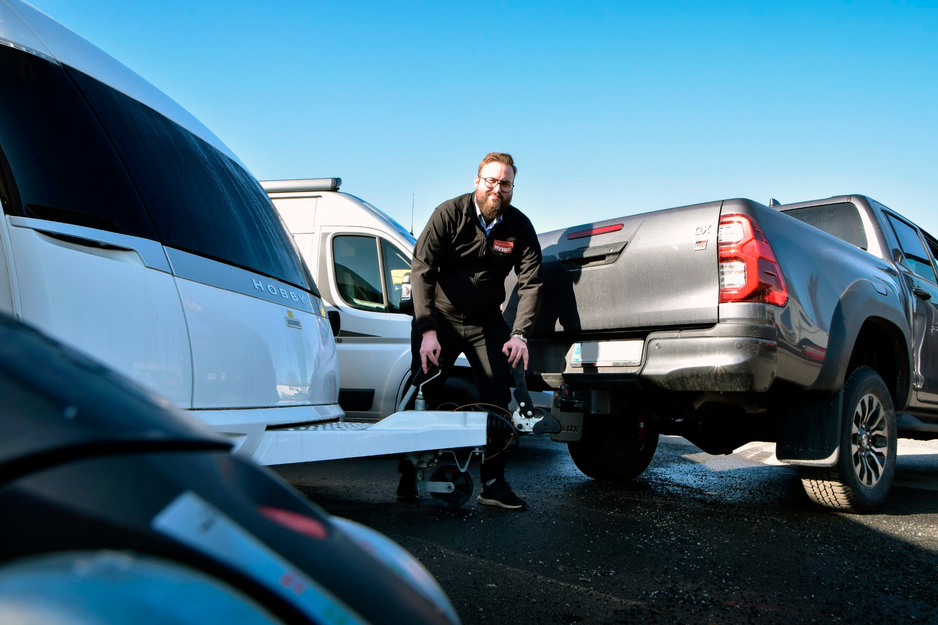 Näin valitset vetoauton asuntovaunun vetämiseen - Rinta-Joupin Autoliike